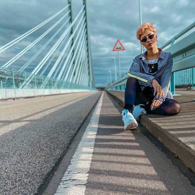 𝐃𝐄𝐍𝐈𝐒𝐄 𝐏𝐅𝐋𝐔𝐆 (@denisepflug) | Photos and Outfits on 21 Buttons