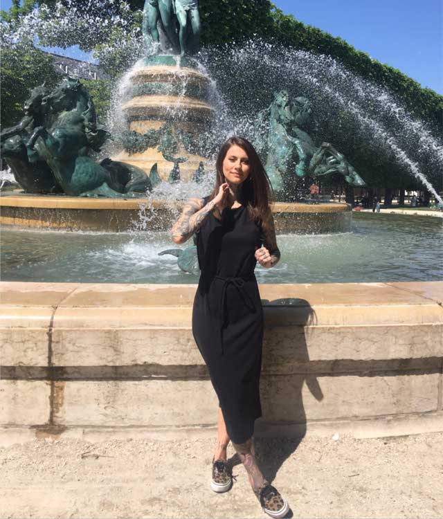 Fanny Maurer (@fannymaurer) | Photos and Outfits on 21 Buttons