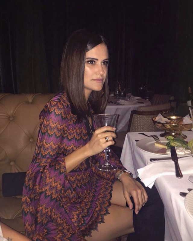 Merve İpek Oyal (@merveipekoyal) | Photos and Outfits on 21 Buttons