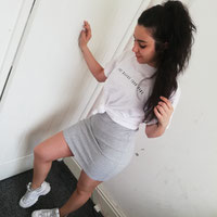 Marisa Matos (@glossylittletips) | Photos and Outfits on 21 Buttons