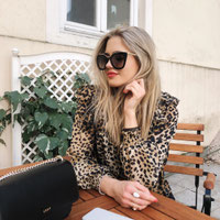Lisa Heitzinger 🌺 (@lisamariaheitzinger) | Photos and Outfits on 21 Buttons