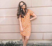 Katelynn Smith (@thelifeofasojourner) | Photos and Outfits on 21 Buttons